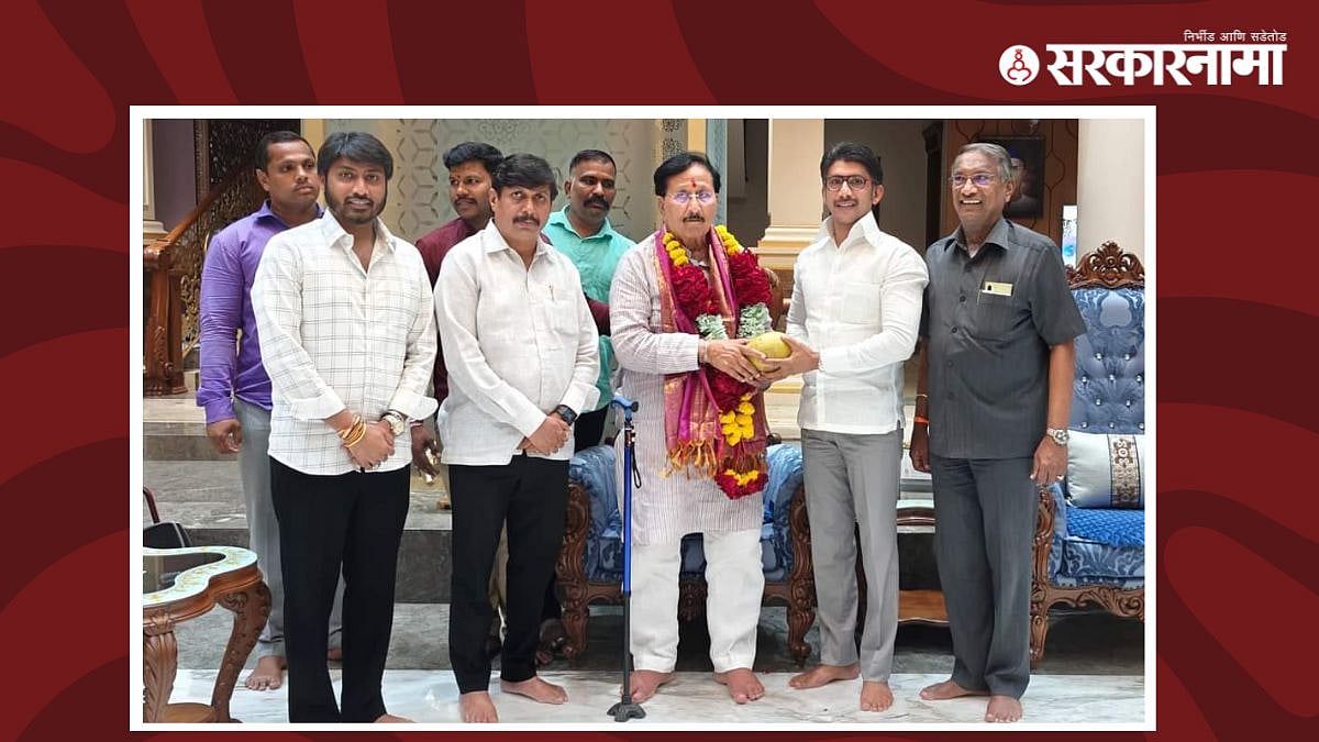 Mohite patil meet Rajan Patil : लोकसभेपूर्वी भेटलेले विजयदादा पुन्हा अनगरच्या पाटलांच्या ...